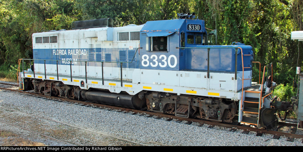 RPCX 8330 Locomotive (GP10)